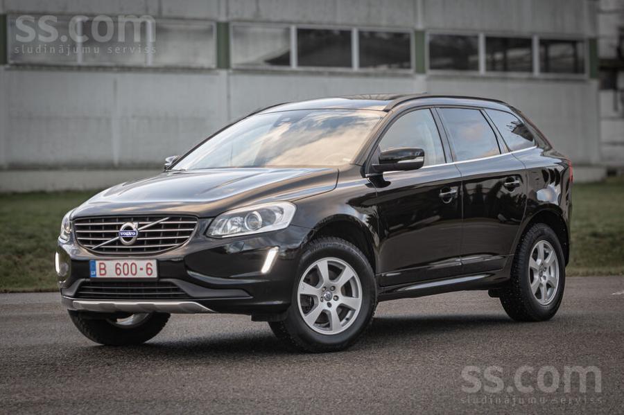 Black Volvo XC60 2013 in Tukums, with an engine capacity of 2.00 L and mileage of 257 thousand km for 10990 €, photo 2 on AUTOMOTO.COM.LV
