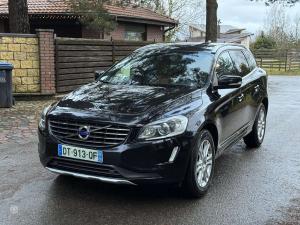 Black Volvo XC60 2013 in Vilnius, with an engine capacity of 2.40 L and mileage of 284 thousand km for 14700 €, photo 2 on AUTOMOTO.COM.LV