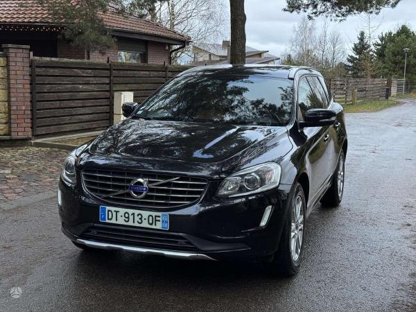 Melns Volvo XC60 2013 Viļņa, ar dzinēja tilpumu 2.40 L un nobraukumu 284 tūkst. km par 14700 €, foto 3 vietnē AUTOMOTO.COM.LV