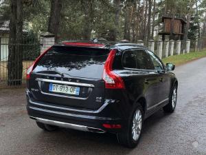 Black Volvo XC60 2013 in Vilnius, with an engine capacity of 2.40 L and mileage of 284 thousand km for 14700 €, photo 8 on AUTOMOTO.COM.LV