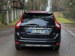 Black Volvo XC60 2013 in Vilnius, with an engine capacity of 2.40 L and mileage of 284 thousand km for 14700 €, photo 9 on AUTOMOTO.COM.LV
