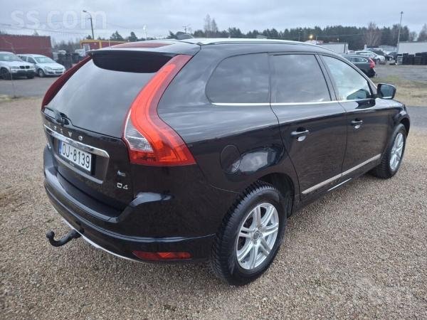 Melns Volvo XC60 2013 Rīga, ar dzinēja tilpumu 2.00 L un nobraukumu 279 tūkst. km par 11250 €, foto 3 vietnē AUTOMOTO.COM.LV