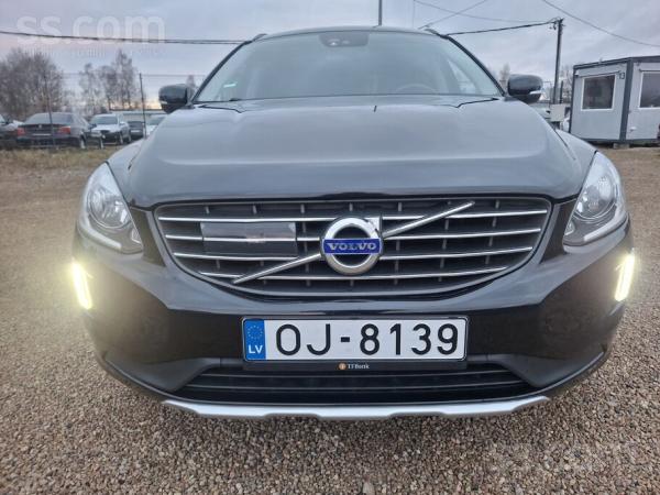 Melns Volvo XC60 2013 Rīga, ar dzinēja tilpumu 2.00 L un nobraukumu 279 tūkst. km par 11250 €, foto 7 vietnē AUTOMOTO.COM.LV
