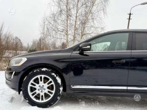 Black Volvo XC60 2013 in Siauliai, with an engine capacity of 1.98 L and mileage of 264 thousand km for 13750 €, photo 11 on AUTOMOTO.COM.LV