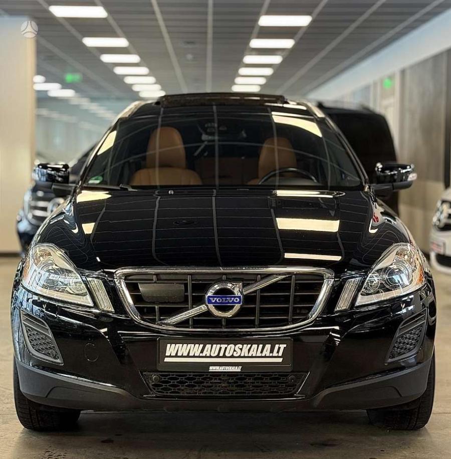 Melns Volvo XC60 2013 Klaipėda, ar dzinēja tilpumu 2.40 L un nobraukumu 238 tūkst. km par 13500 €, foto 13 vietnē AUTOMOTO.COM.LV
