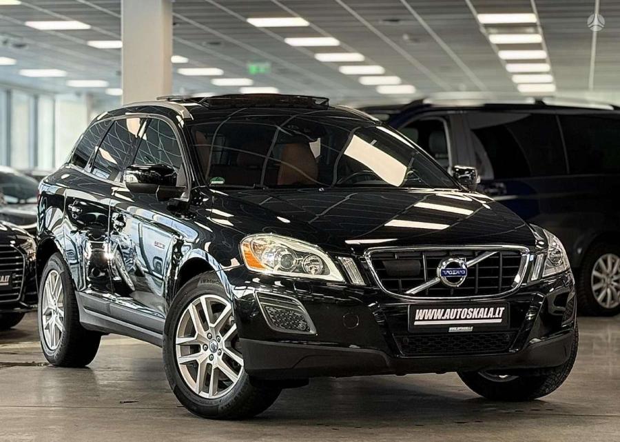 Melns Volvo XC60 2013 Klaipėda, ar dzinēja tilpumu 2.40 L un nobraukumu 238 tūkst. km par 13500 €, foto 14 vietnē AUTOMOTO.COM.LV