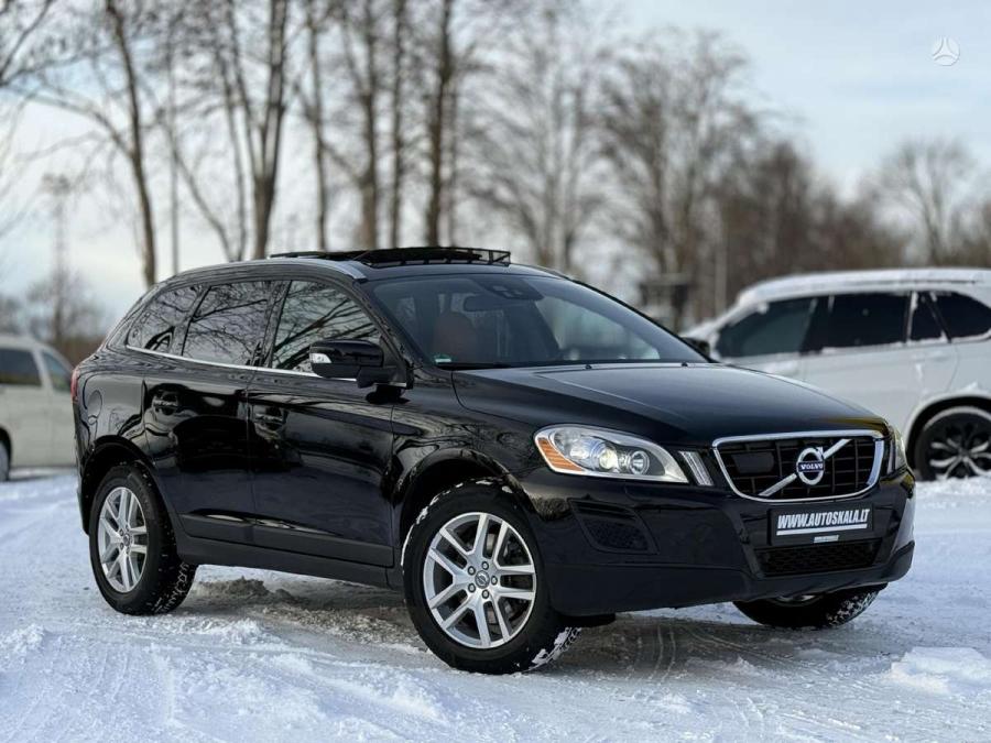 Melns Volvo XC60 2013 Klaipėda, ar dzinēja tilpumu 2.40 L un nobraukumu 238 tūkst. km par 13500 €, foto 40 vietnē AUTOMOTO.COM.LV