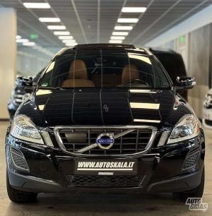 Black Volvo XC60 2013 in Klaipeda, with an engine capacity of 2.40 L and mileage of 238 thousand km for 13500 €, photo 13 on AUTOMOTO.COM.LV