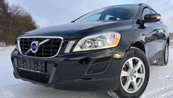 Black Volvo XC60 2013 in Siauliai, with an engine capacity of 2.40 L and mileage of 229 thousand km for 9350 €, photo 1 on AUTOMOTO.COM.LV