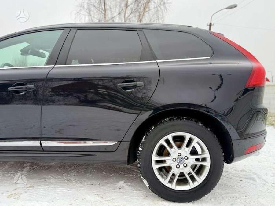 Melns Volvo XC60 2013 Šauļi, ar dzinēja tilpumu 1.98 L un nobraukumu 264 tūkst. km par 13750 €, foto 12 vietnē AUTOMOTO.COM.LV