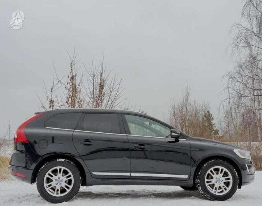 Melns Volvo XC60 2013 Šauļi, ar dzinēja tilpumu 1.98 L un nobraukumu 264 tūkst. km par 13750 €, foto 18 vietnē AUTOMOTO.COM.LV