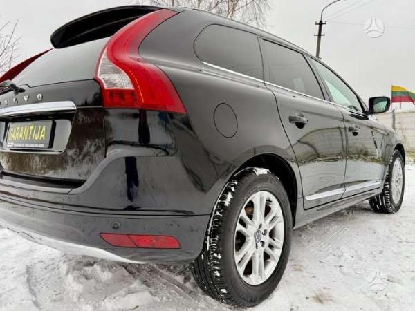 Melns Volvo XC60 2013 Šauļi, ar dzinēja tilpumu 1.98 L un nobraukumu 264 tūkst. km par 13750 €, foto 8 vietnē AUTOMOTO.COM.LV