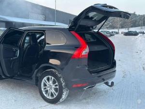 Melns Volvo XC60 2013 Jonava, ar dzinēja tilpumu 2.40 L un nobraukumu 280 tūkst. km par 13799 €, foto 35 vietnē AUTOMOTO.COM.LV