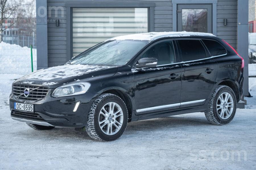 Melns Volvo XC60 2013 Liepāja, ar dzinēja tilpumu 2.00 L un nobraukumu 297 tūkst. km par 10350 €, foto 1 vietnē AUTOMOTO.COM.LV