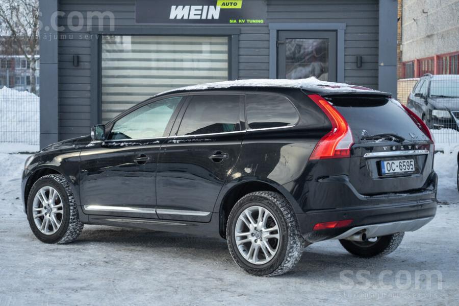 Melns Volvo XC60 2013 Liepāja, ar dzinēja tilpumu 2.00 L un nobraukumu 297 tūkst. km par 10350 €, foto 2 vietnē AUTOMOTO.COM.LV