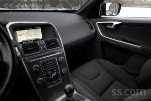 Black Volvo XC60 2013 in Jelgava, with an engine capacity of 2.00 L and mileage of 296 thousand km for 10590 €, photo 19 on AUTOMOTO.COM.LV
