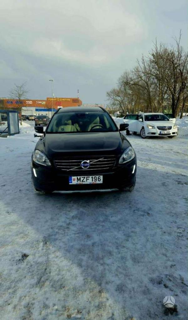 Melns Volvo XC60 2013 Mažeikiai, ar dzinēja tilpumu 2.40 L un nobraukumu 388 tūkst. km par 11500 €, foto 3 vietnē AUTOMOTO.COM.LV