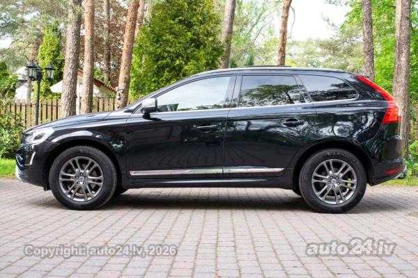 Black Volvo XC60 2013 in Tallinn, with an engine capacity of 2.00 L and mileage of 345 thousand km for 12990 €, photo 6 on AUTOMOTO.COM.LV