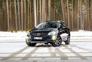 Melns Volvo XC60 2013 Rīga, ar dzinēja tilpumu 2.40 L un nobraukumu 326 tūkst. km par 13290 €, foto  vietnē AUTOMOTO.COM.LV