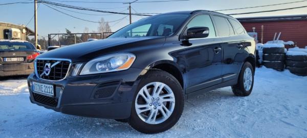 Melns Volvo XC60 2013 Rīga, ar dzinēja tilpumu 2.40 L un nobraukumu 283 tūkst. km par 11700 €, foto 2 vietnē AUTOMOTO.COM.LV