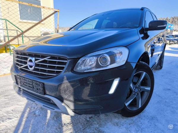 Black Volvo XC60 2013 in Vilnius, with an engine capacity of 1.98 L and mileage of 255 thousand km for 10500 €, photo 1 on AUTOMOTO.COM.LV