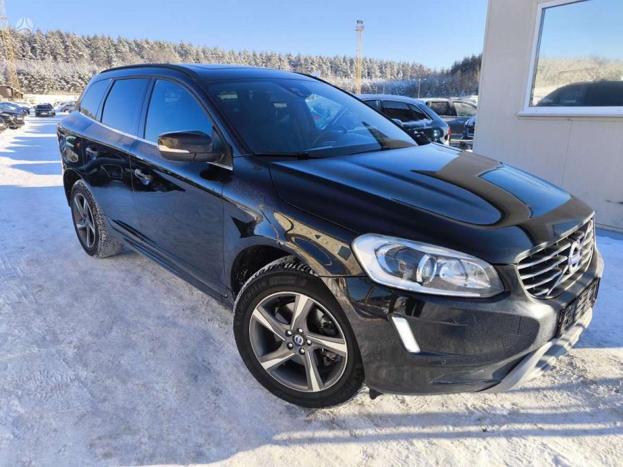 Melns Volvo XC60 2013 Viļņa, ar dzinēja tilpumu 1.98 L un nobraukumu 255 tūkst. km par 10500 €, foto 6 vietnē AUTOMOTO.COM.LV