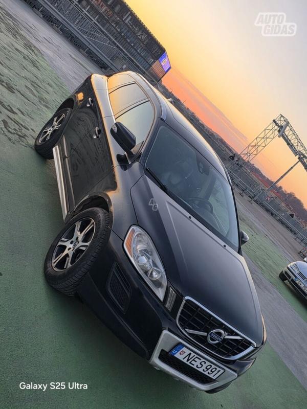 Melns Volvo XC60 2013 Viļņa, ar dzinēja tilpumu 3.00 L un nobraukumu 265 tūkst. km par 9500 €, foto 4 vietnē AUTOMOTO.COM.LV