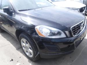 Black Volvo XC60 2013 in Siauliai, with an engine capacity of 3.20 L and mileage of 139 thousand km for 10500 €, photo 28 on AUTOMOTO.COM.LV