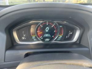 Black Volvo XC60 2013 in Jonava, with an engine capacity of 2.40 L and mileage of 254 thousand km for 13500 €, photo 7 on AUTOMOTO.COM.LV