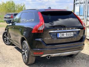 Melns Volvo XC60 2013 Rīga, ar dzinēja tilpumu 2.00 L un nobraukumu 183 tūkst. km par 11995 €, foto 3 vietnē AUTOMOTO.COM.LV