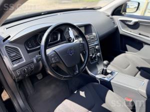 Melns Volvo XC60 2013 Rīga, ar dzinēja tilpumu 2.00 L un nobraukumu 183 tūkst. km par 11995 €, foto 9 vietnē AUTOMOTO.COM.LV
