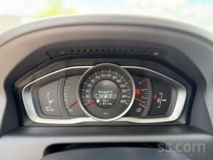 Melns Volvo XC60 2013 Rīga, ar dzinēja tilpumu 2.00 L un nobraukumu 183 tūkst. km par 11995 €, foto 18 vietnē AUTOMOTO.COM.LV