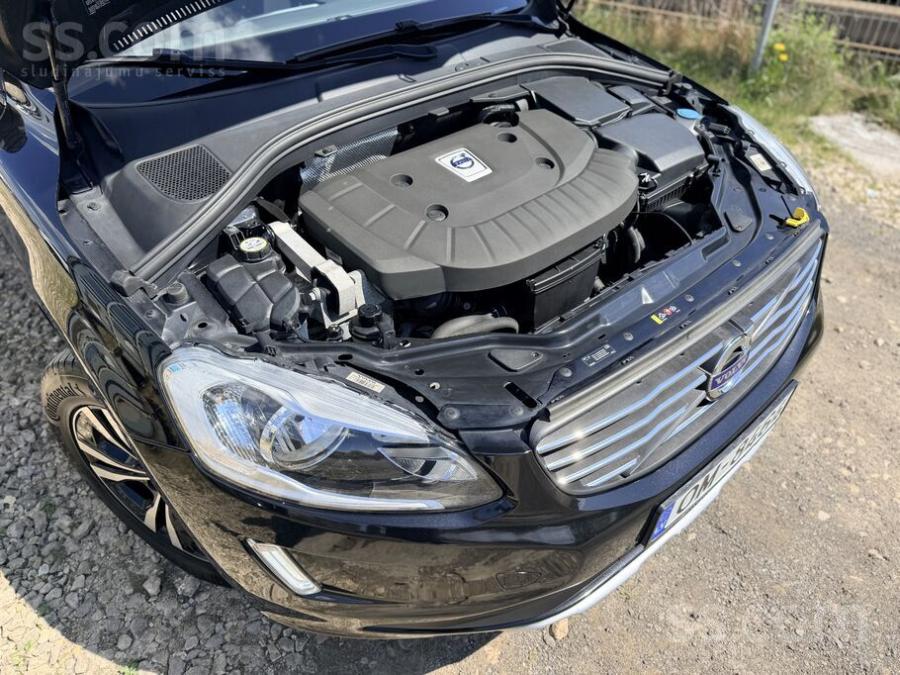 Melns Volvo XC60 2013 Rīga, ar dzinēja tilpumu 2.00 L un nobraukumu 183 tūkst. km par 11995 €, foto 22 vietnē AUTOMOTO.COM.LV