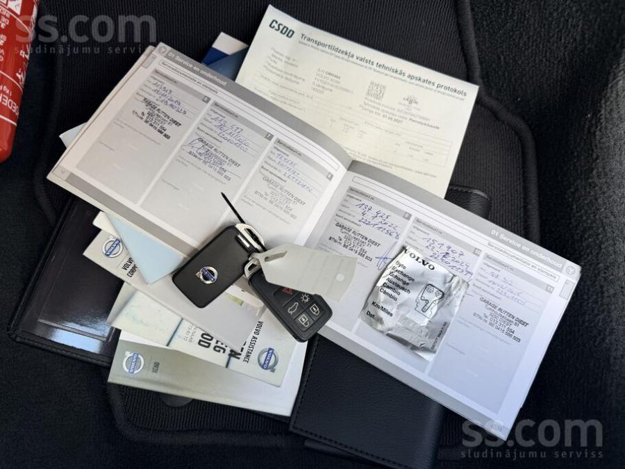 Melns Volvo XC60 2013 Rīga, ar dzinēja tilpumu 2.00 L un nobraukumu 183 tūkst. km par 11995 €, foto 24 vietnē AUTOMOTO.COM.LV