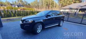 Black Volvo XC60 2013 in Riga, with an engine capacity of 2.40 L and mileage of 285 thousand km for 8500 €, photo 3 on AUTOMOTO.COM.LV