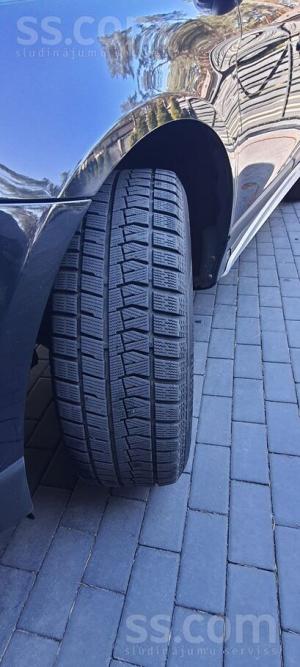 Black Volvo XC60 2013 in Riga, with an engine capacity of 2.40 L and mileage of 285 thousand km for 8500 €, photo 15 on AUTOMOTO.COM.LV