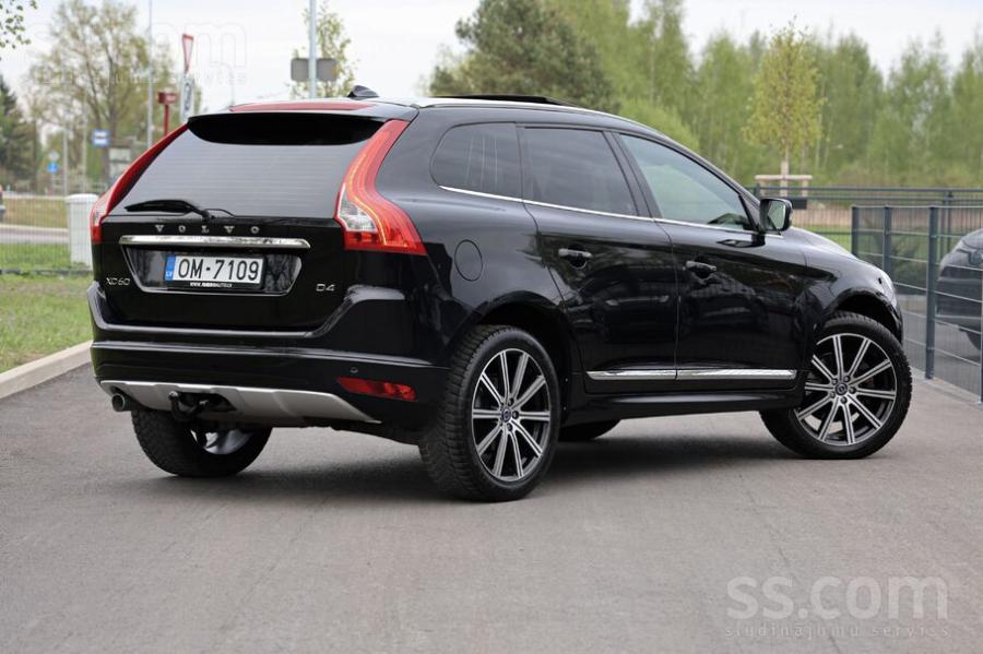 Melns Volvo XC60 2013 Jelgava, ar dzinēja tilpumu 2.00 L un nobraukumu 0 tūkst. km par 13850 €, foto 5 vietnē AUTOMOTO.COM.LV