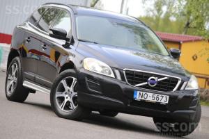 Black Volvo XC60 2013 in Riga, with an engine capacity of 2.00 L and mileage of 262 thousand km for 5990 €, photo 4 on AUTOMOTO.COM.LV