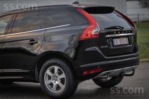 Melns Volvo XC60 2013 Tukums, ar dzinēja tilpumu 2.00 L un nobraukumu 257 tūkst. km par 10990 €, foto 10 vietnē AUTOMOTO.COM.LV