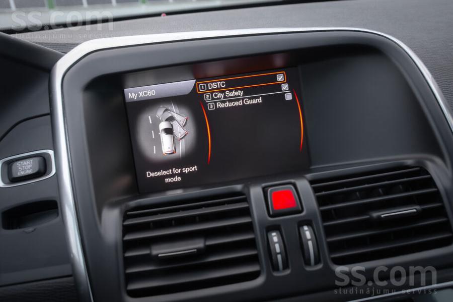Melns Volvo XC60 2013 Tukums, ar dzinēja tilpumu 2.00 L un nobraukumu 257 tūkst. km par 10990 €, foto 23 vietnē AUTOMOTO.COM.LV