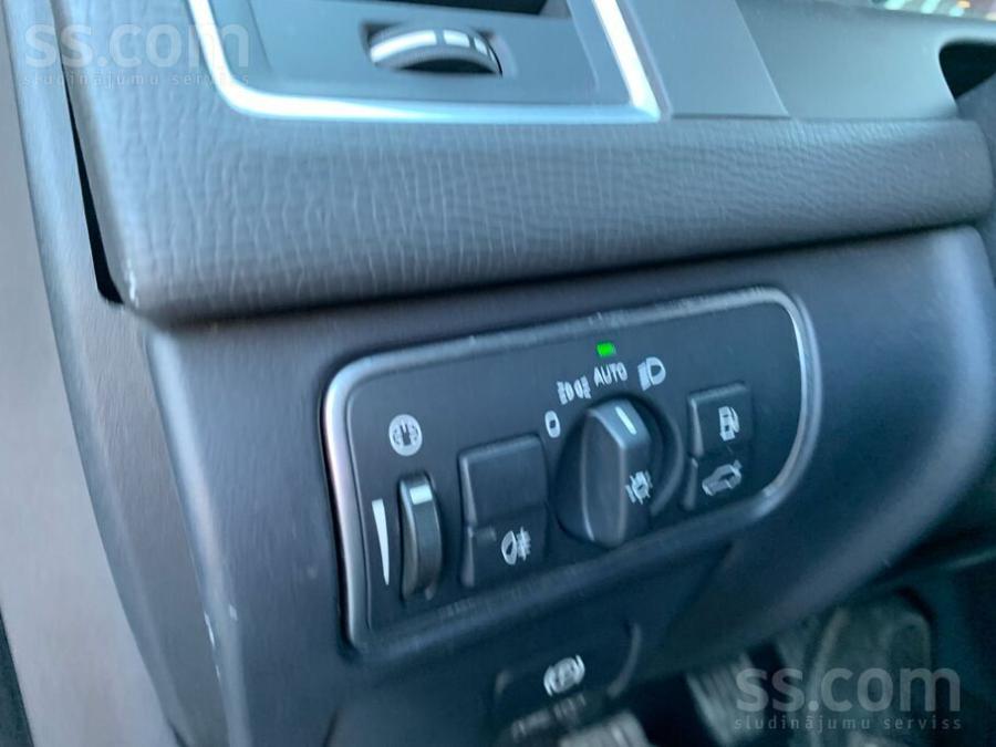Melns Volvo XC60 2013 Jūrmala, ar dzinēja tilpumu 2.40 L un nobraukumu 0 tūkst. km par 10900 €, foto 34 vietnē AUTOMOTO.COM.LV