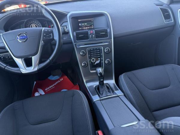 Черный Вольво ХС60 2013 в Талси, объемом двигателя 2.00 л и пробегом 201 тыс. км за 12970 €, фото 5 на AUTOMOTO.COM.LV