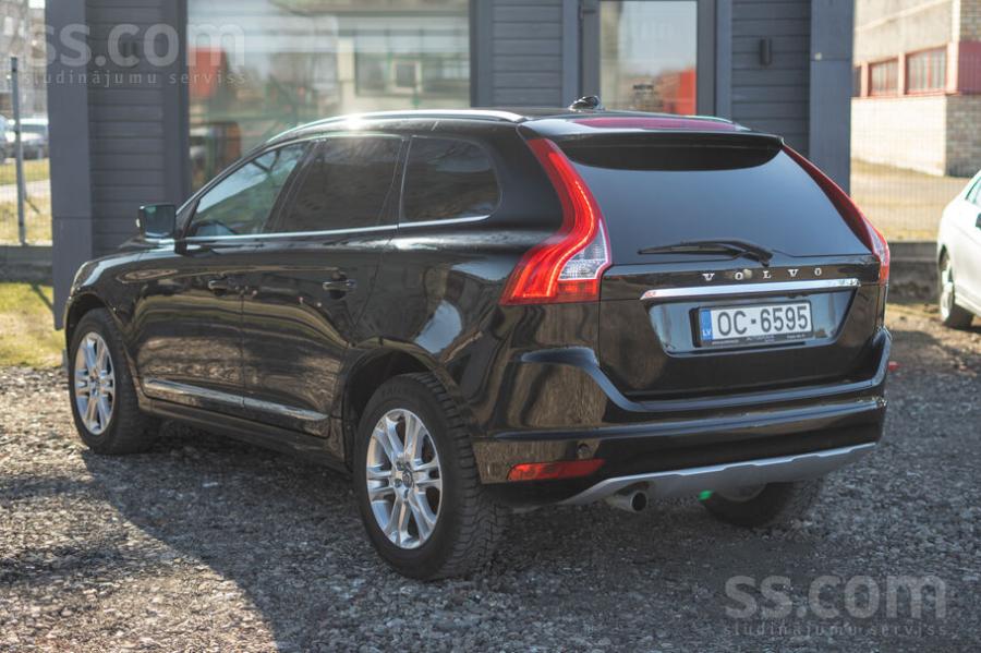Melns Volvo XC60 2013 Liepāja, ar dzinēja tilpumu 2.00 L un nobraukumu 297 tūkst. km par 10300 €, foto 5 vietnē AUTOMOTO.COM.LV