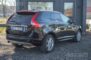 Melns Volvo XC60 2013 Liepāja, ar dzinēja tilpumu 2.00 L un nobraukumu 297 tūkst. km par 10300 €, foto 7 vietnē AUTOMOTO.COM.LV