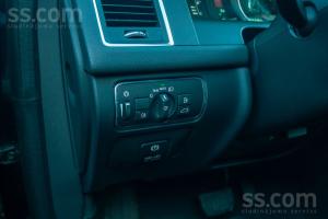 Melns Volvo XC60 2013 Liepāja, ar dzinēja tilpumu 2.00 L un nobraukumu 297 tūkst. km par 10300 €, foto 31 vietnē AUTOMOTO.COM.LV