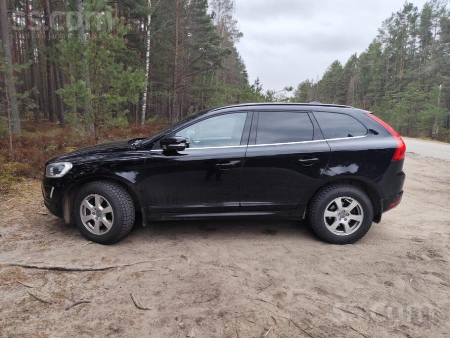 Melns Volvo XC60 2013 Rēzekne, ar dzinēja tilpumu 2.40 L un nobraukumu 215 tūkst. km par 10700 €, foto 3 vietnē AUTOMOTO.COM.LV