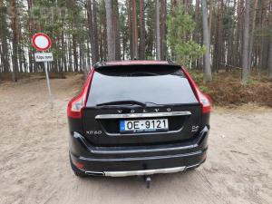 Melns Volvo XC60 2013 Rēzekne, ar dzinēja tilpumu 2.40 L un nobraukumu 215 tūkst. km par 10700 €, foto 4 vietnē AUTOMOTO.COM.LV