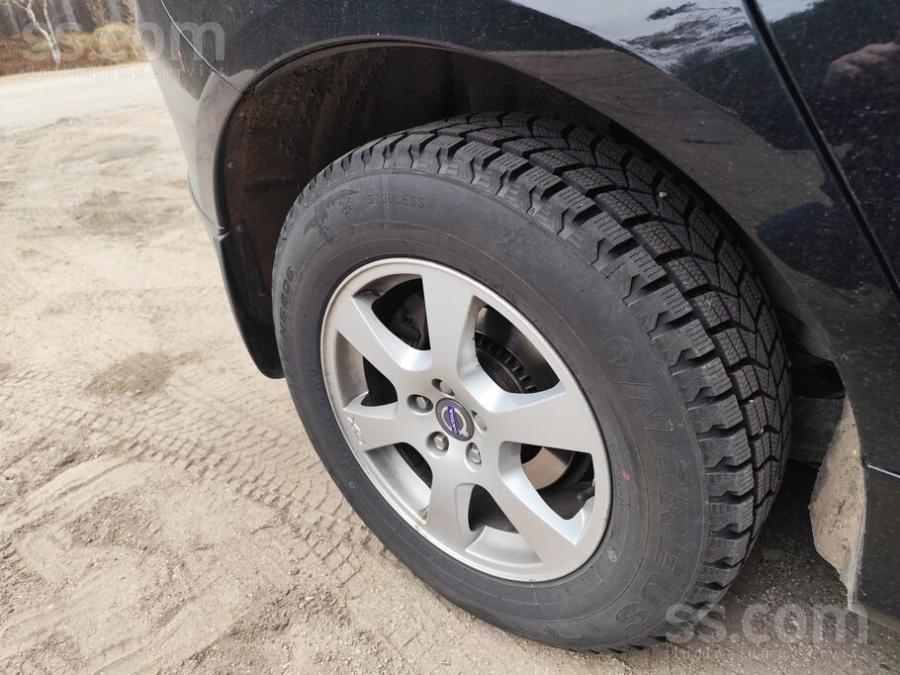 Melns Volvo XC60 2013 Rēzekne, ar dzinēja tilpumu 2.40 L un nobraukumu 215 tūkst. km par 10700 €, foto 7 vietnē AUTOMOTO.COM.LV