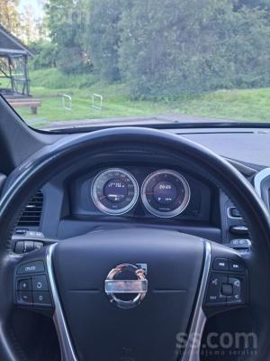 Melns Volvo XC60 2013 Rīga, ar dzinēja tilpumu 2.40 L un nobraukumu 220 tūkst. km par 10200 €, foto 11 vietnē AUTOMOTO.COM.LV