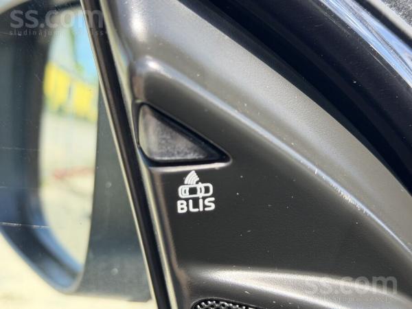 Melns Volvo XC60 2013 Rīga, ar dzinēja tilpumu 2.40 L un nobraukumu 272 tūkst. km par 9500 €, foto 10 vietnē AUTOMOTO.COM.LV
